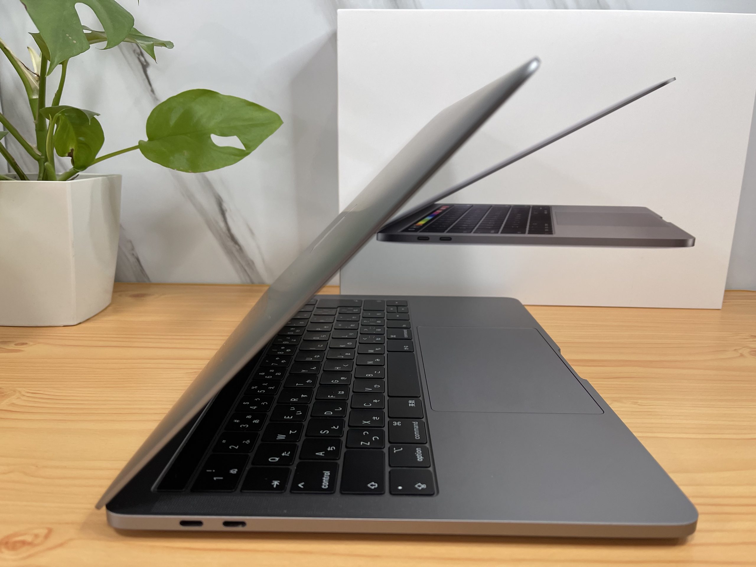 MacBook Pro 2019 i7 Ram 16GB SSD 512 GB 13 inch – Máy Tính Japan