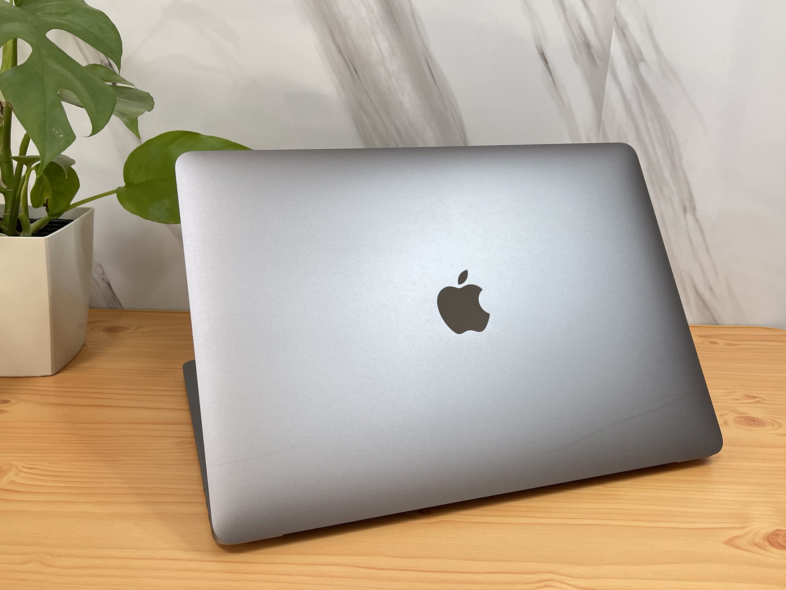 MacBook Pro 2020 Intel Core i5 Ram 16GB SSD 512GB – Máy Tính Japan